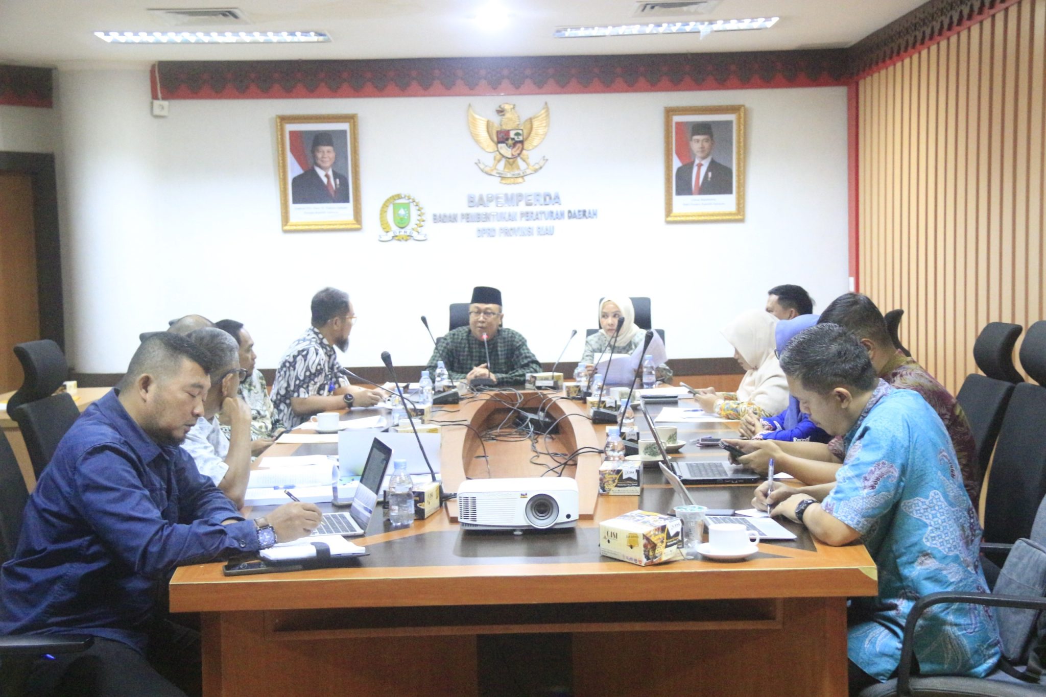 Rapat Bapemperda tentang tentang RPJMD Provinsi Riau Tahun 2025-2029 – DPRD Provinsi Riau